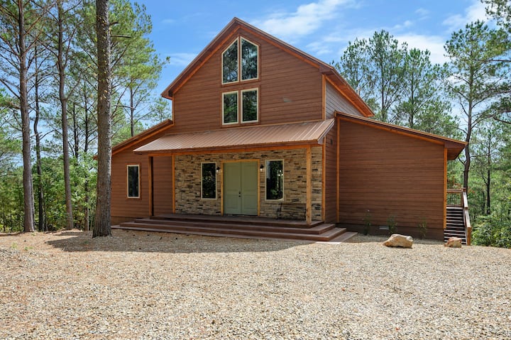 Coppertop Ridge- 3 Bed 3.5 Bath W/hot Tub! - Broken Bow, OK