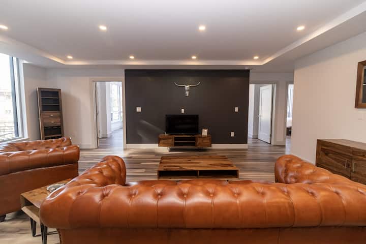 Urban 3br Apt With Private Balcony And Gym - Halifax