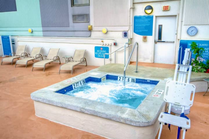 Skyline Tower Resort | 1br/1ba Pool & Beach Access - Atlantic City, NJ