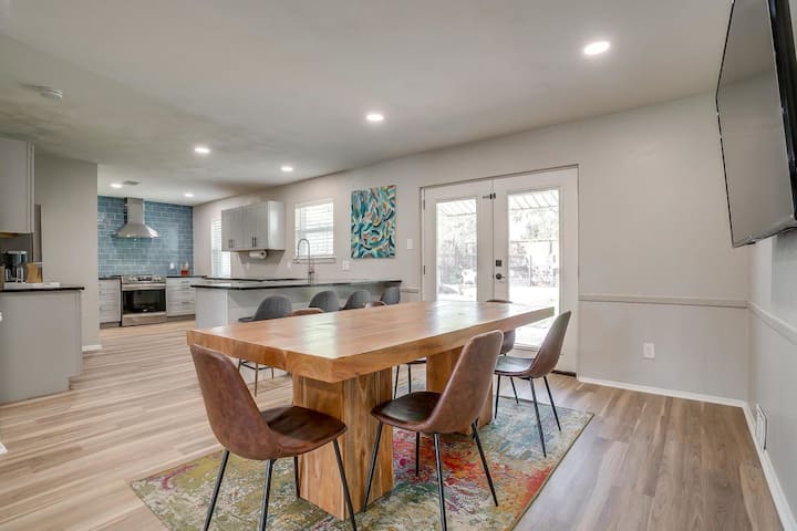 Walk To Att & Globe Life! Updated Spacious & Quiet - 알링턴