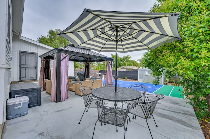 Updated Poway Farmhouse: Walk To Parks! - Poway, CA
