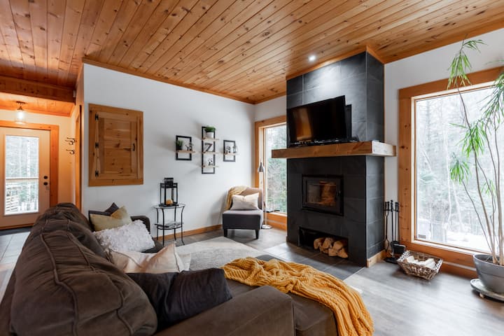 Zazz – Spa Relax, Accès Lac & Foyer - New England