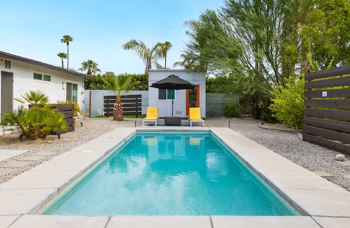 Holiday Pool Paradise - Palm Springs, CA