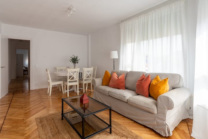 Luz • By Wehomes · Bay Views - Santander