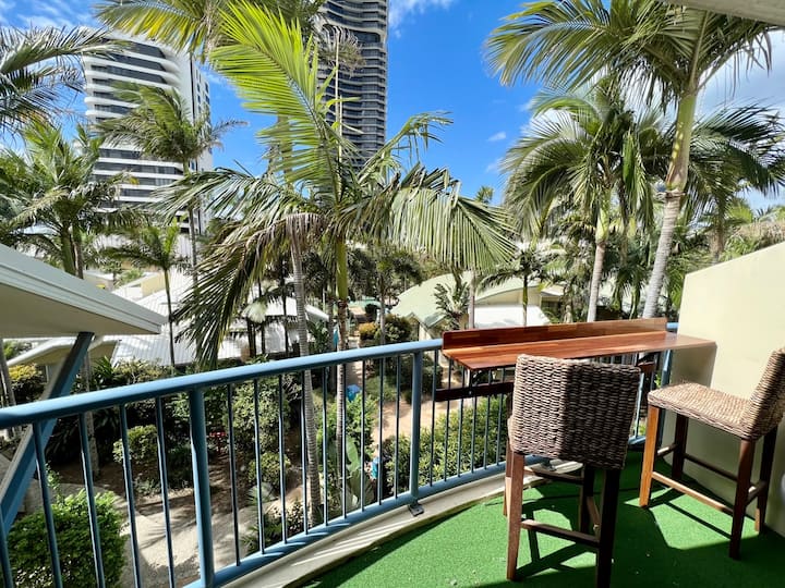 Upgraded And Modern, Diamond Beach Resort 69 - Gold Coast Convention and Exhibition Centre