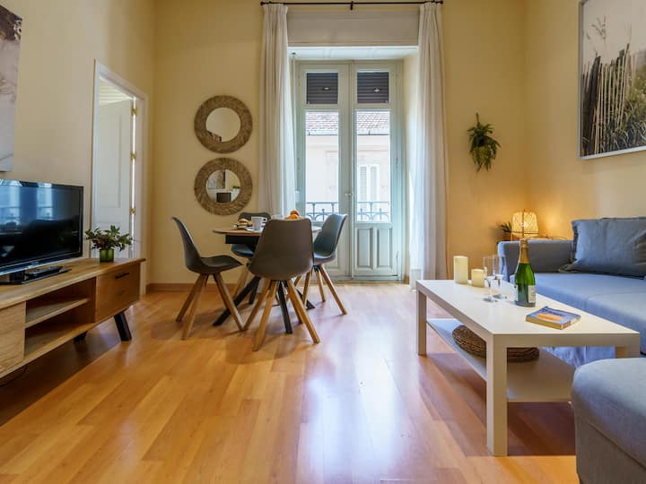 Apartamento Málaga, 2 Dormitorios, 6 Personas - Málaga