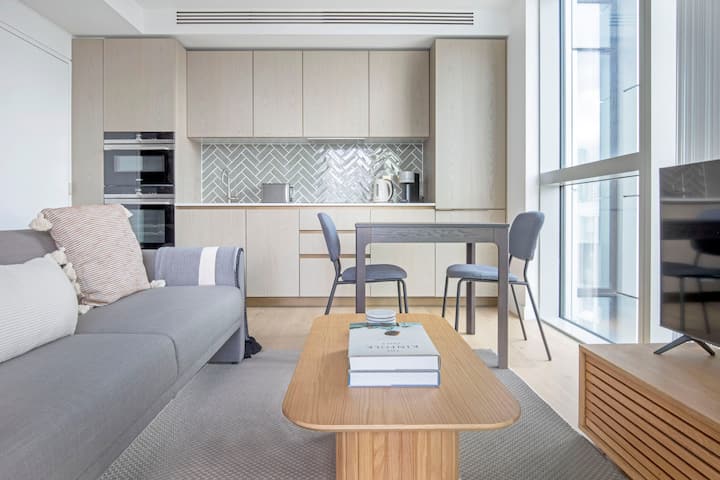 Blueground | Old St, Balcony, Nr Tube - Central London