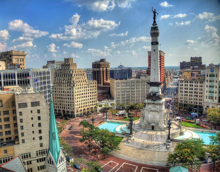 Walk To Nightlife & Attractions - Indianapolis, IN