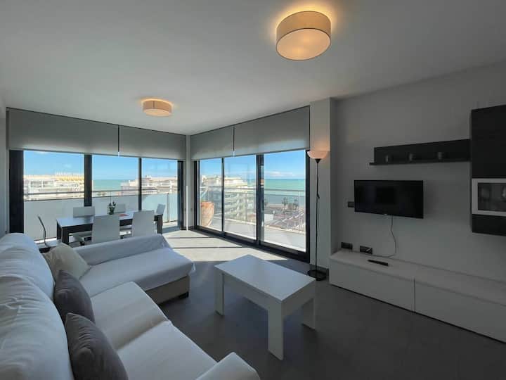 Frontal Con Piscina - Benicarló