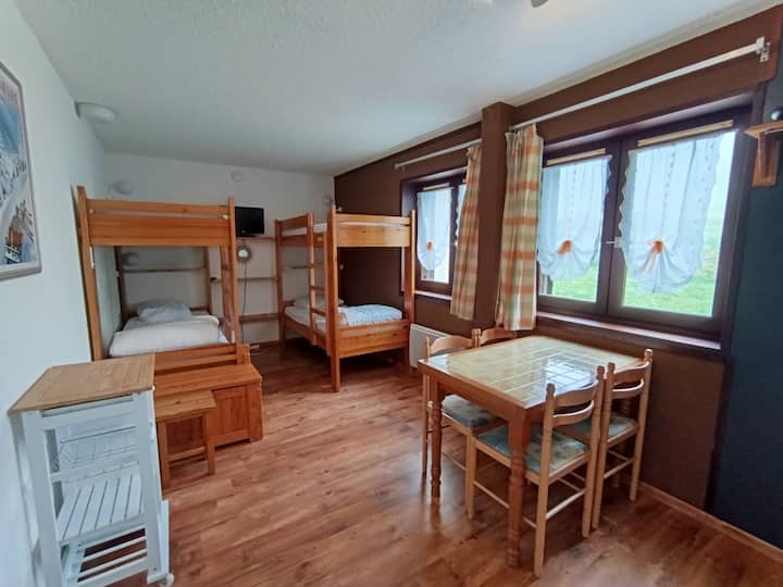 Studio Pour 2 Personnes - Petit Prix - Monginevro