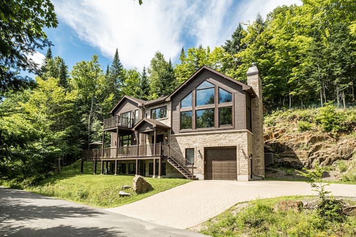 Chalet Manitonga | All Ensuites + Hot Tub + Sauna - Mont-Tremblant