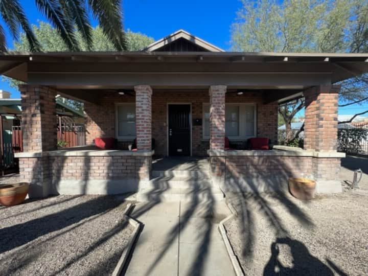 Historic 3br / Walk To 4th Ave & Uofa - Tucson, AZ