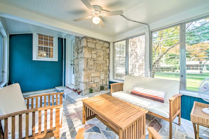 Idyllic Springfield Haven W/ Screened Porch! - Springfield, MO