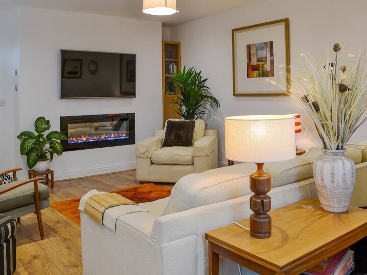 Retro Retreat - Filey