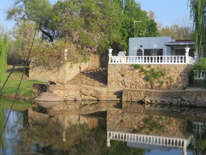 Bush Cabins - Vredefort