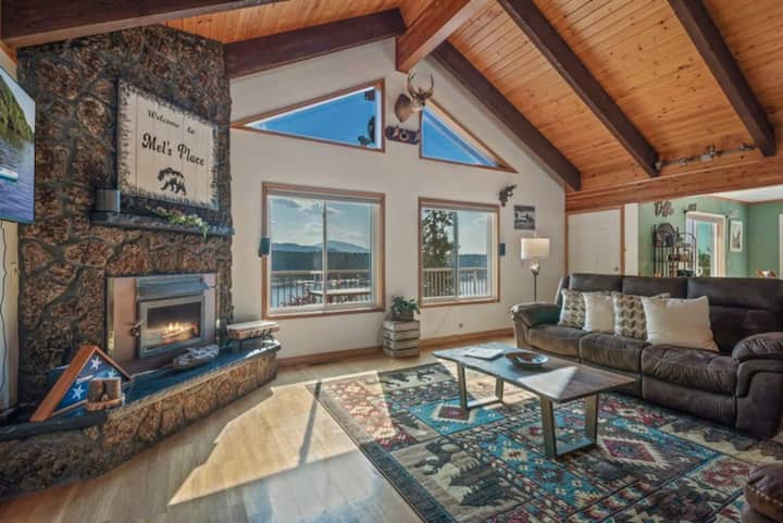 Lakeview Mel's Place - Farragut State Park, Athol