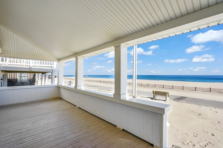 4br Family Retreat| Beachfront + Parking - Point Pleasant, NJ