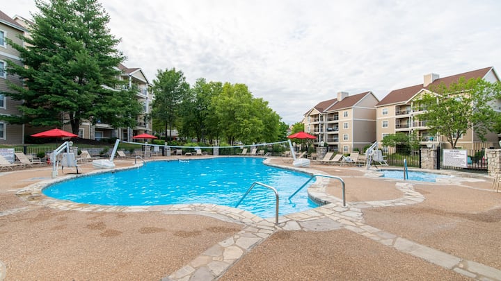 Wyndham Branson At The Meadows - 2 Bedroom Condo - Branson, MO