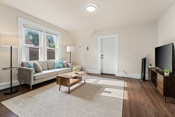 5th Street Stay - 531 Upper - Green Bay