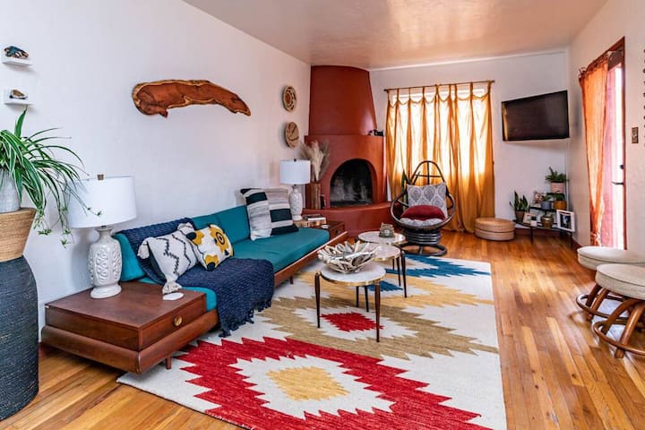 Unique Casa W/ Private Pool | Near Uofa & Shopping - Tucson