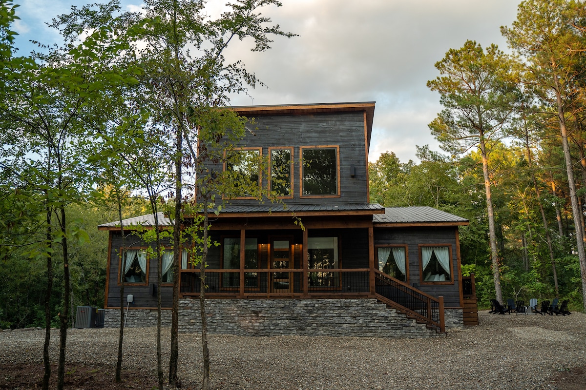 Stone+Pine Pet Friendly High Design w SOLO STOVE - Cabins for Rent in ...