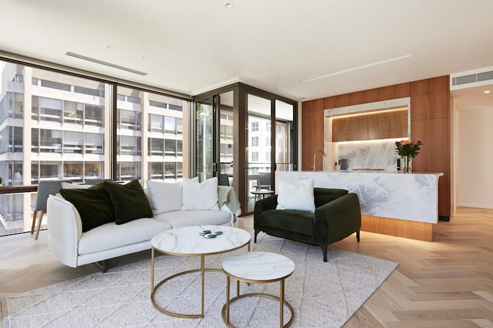 Cosmopolitan City Glamour - Sydney