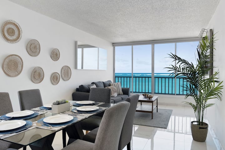 Flamenco Beach 2bdr Oceanfront Pool Parking - San Juan