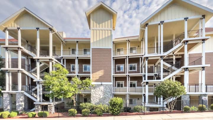 Wyndham Mountain Vista - 2 Bedroom Deluxe - Branson, MO