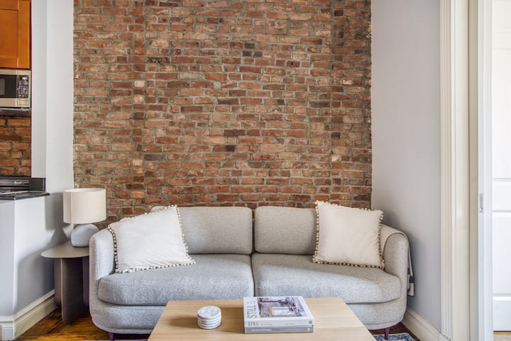 Blueground | W. Village, W/d & Elev, Nr A Train - New York