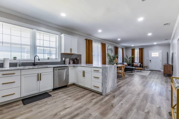 Gated Parking-private Fenced Yard - Memphis, TN