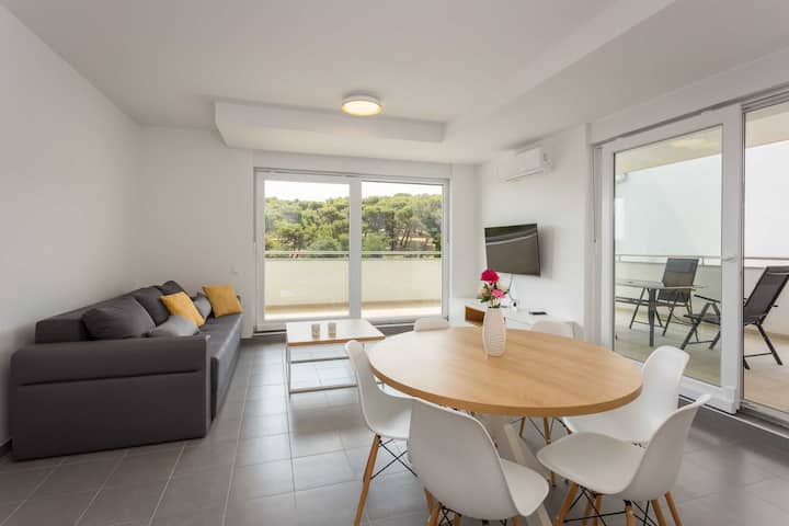 Villa Frida - Apartment Rosemary With Balcony - Premantura