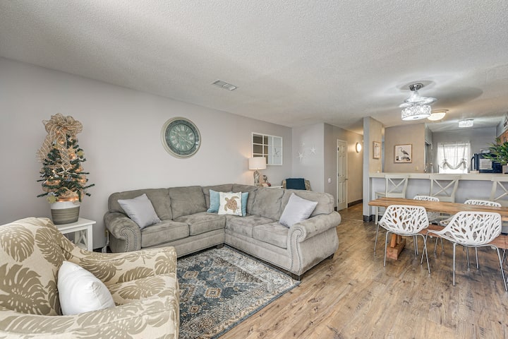 Steps To Ocean: Convenient Myrtle Beach Townhome! - Myrtle Beach