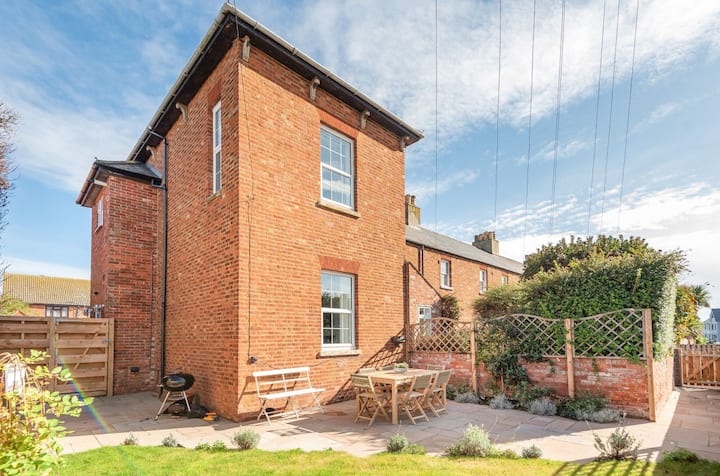 Charming Period Cottage Near East Wittering Beach - East Wittering