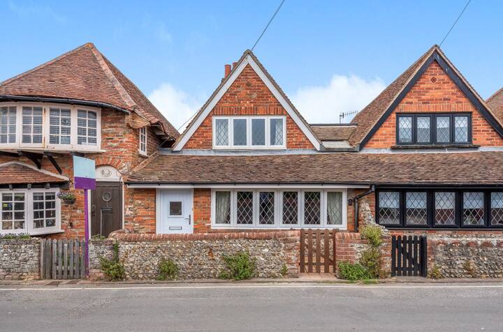 Cosy Cottage Just Moments From The Beach - West Wittering