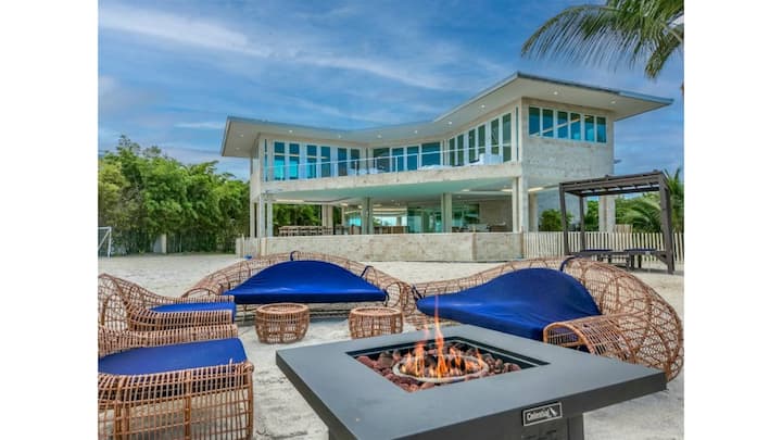 Casa Mare 5 Bedroom 6 Bath Tropical Oasis On The O - Marathon, FL
