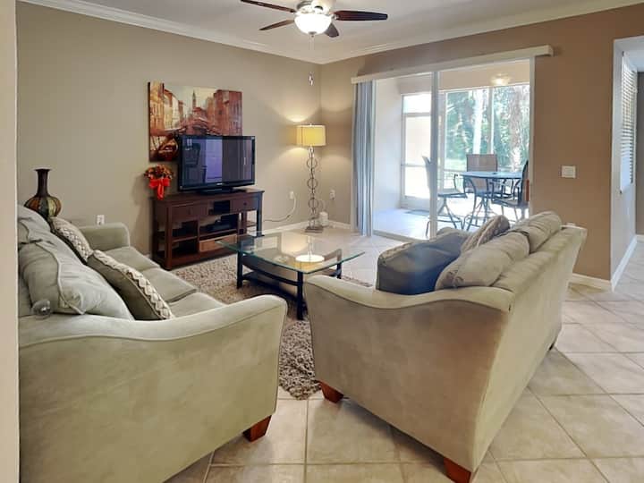 Riverwalk 713 | Patio + Resort Pool - Fort Myers, FL