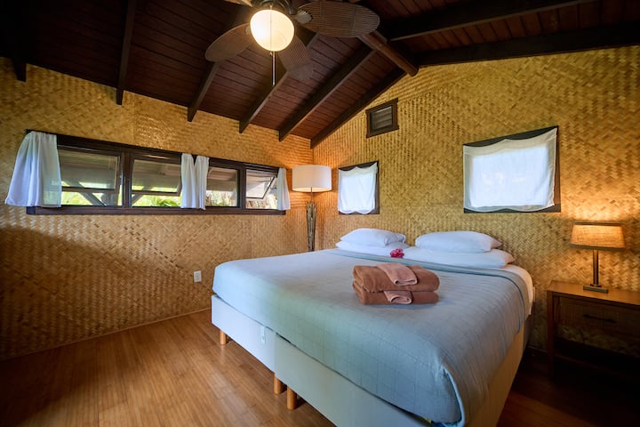 Secluded Orchard Cabin On Peaceful Organic Farm - Hawi, HI