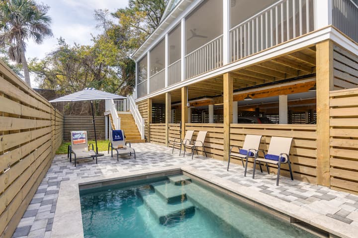 Stay @ Mimosa Manor - Private Pool, Steps To Beach - Folly Beach, SC