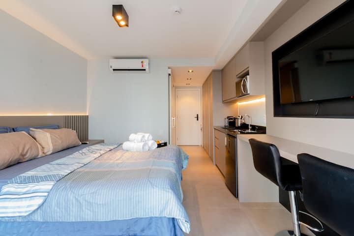 Charming Studio With Parking Next Door - São Paulo