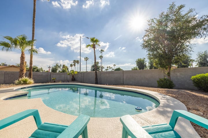 4-min To Kierland, Heated Pool & Sleeps 12 - Phoenix, AZ