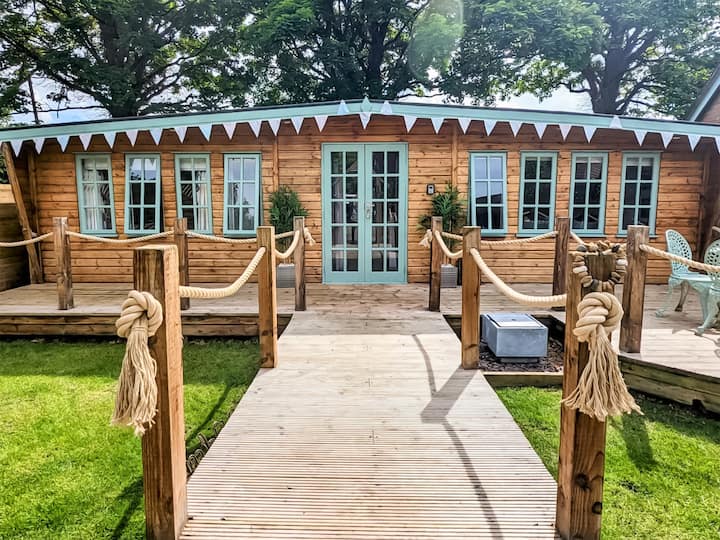 The Haven Lodge - Staffordshire