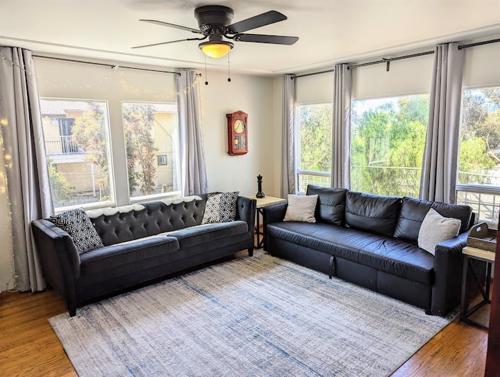 Bright 3 Bed 2 Bath Near Downtown. Sleeps 9 - Balboa Park - San Diego