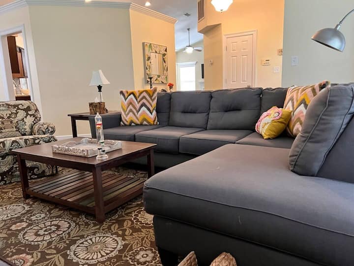 King Bed- 10 Guests- Dogs-fenced Yrd-deck - Tallahassee
