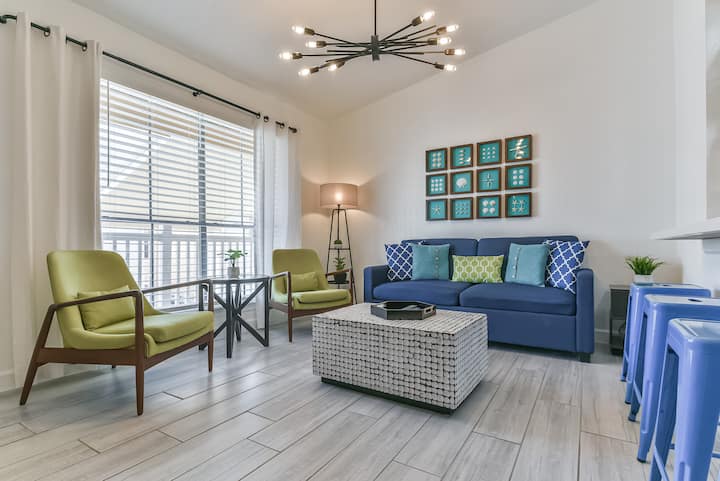 Coastal Paradise | 2 Bedrooms | Pool | By Rose - Tiki Island, TX