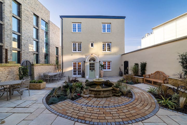 Cloisters - Historic Property In Oxford's Heart - Oxford