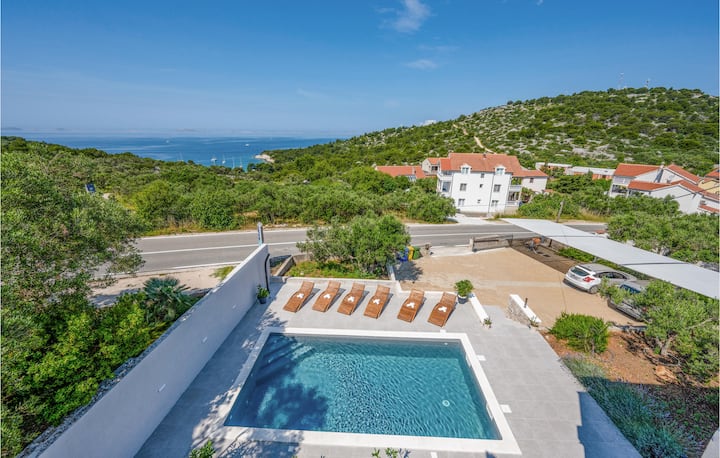 Cozy Apartment In Murter With Kitchen - Murter