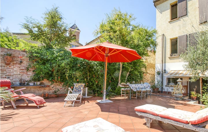 Beautiful Apartment In Casteldimezzo - Gradara
