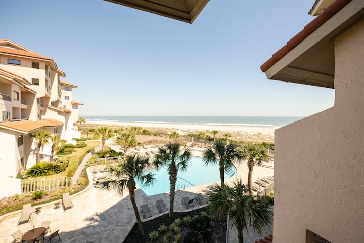 Sandcastle Court #220 -Kitchen - Jacksonville, FL