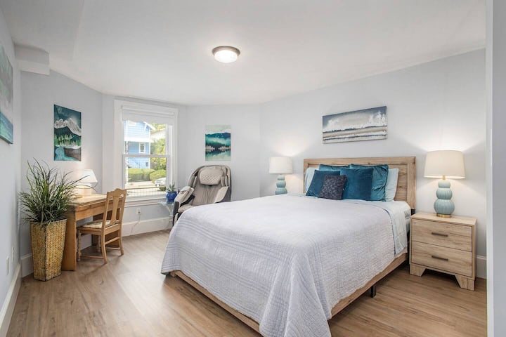 The Hidden Gem- Pristine Renovated Flat Near Beach - Alameda, CA