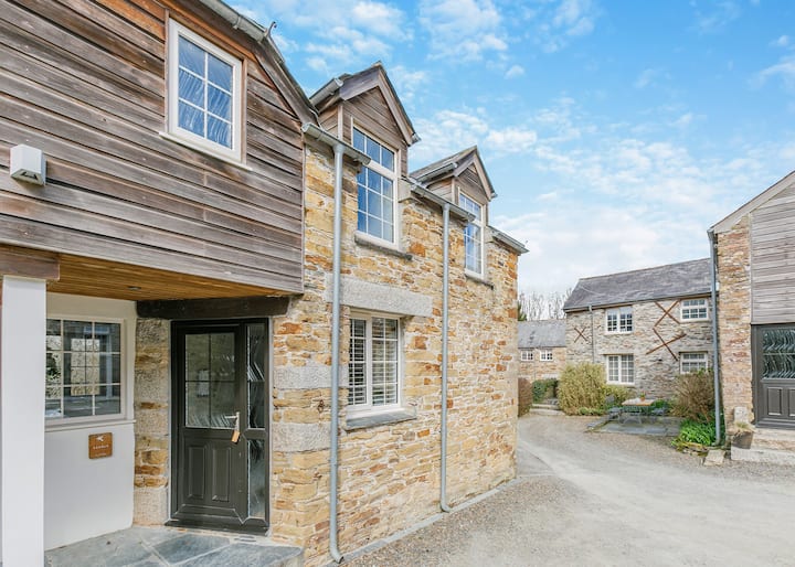 Saddle Cottage - Looe